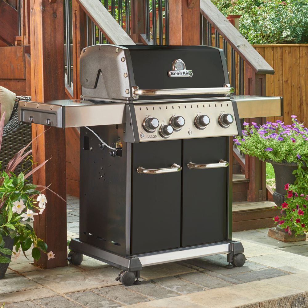 Broil King Baron 440 Pro Gas Grill **INCLUDES COVER** – InsideOut
